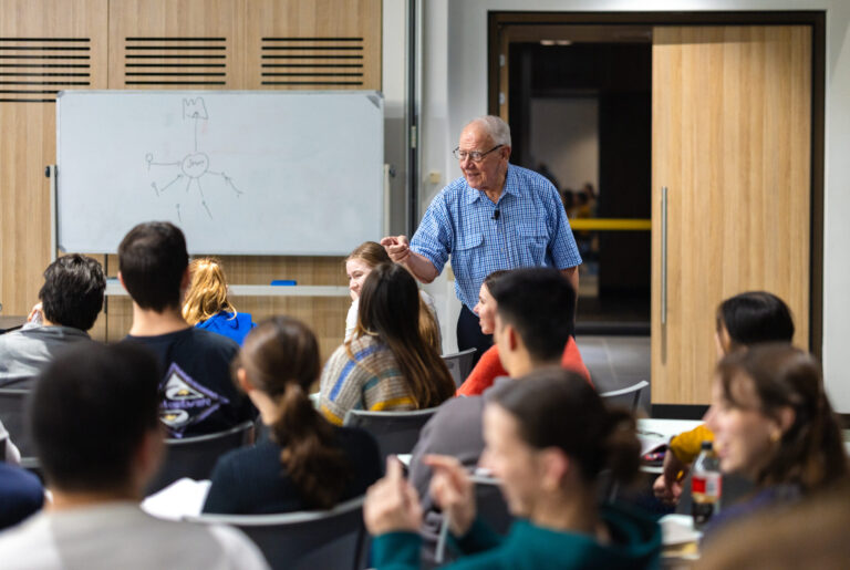 Home - Phillip Jensen